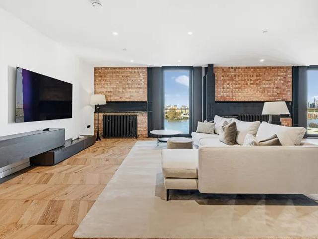 Apartment at Circus Road South, Greater London