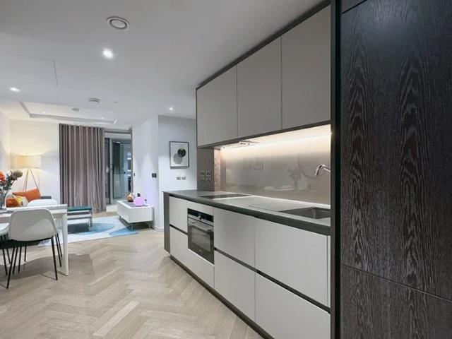 Apartment at Circus Road West, Greater London