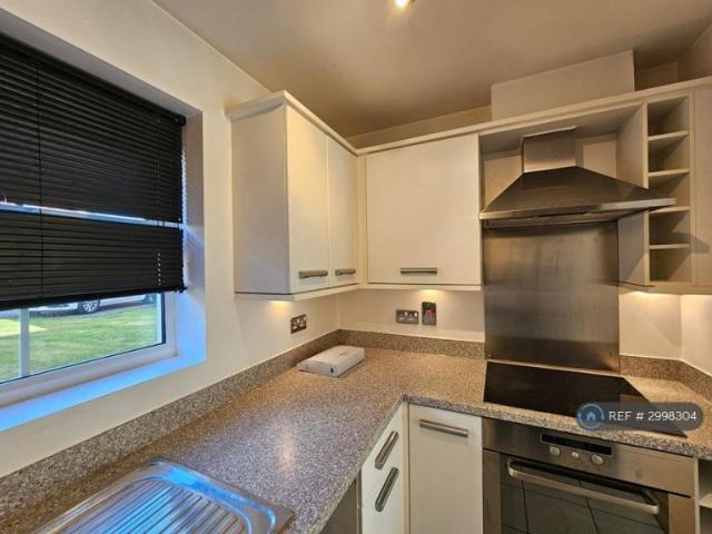Apartment at Cirrus Drive, Reading