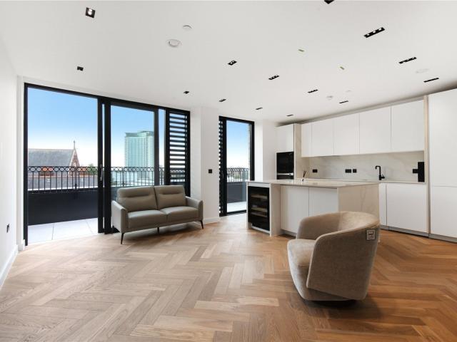 Apartment at Cluny Mews, Greater London