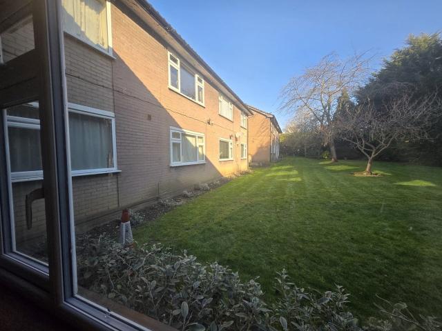 Apartment at Claire Gardens, Greater London