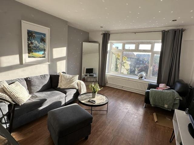 Apartment at Clapham Park Road, Greater London