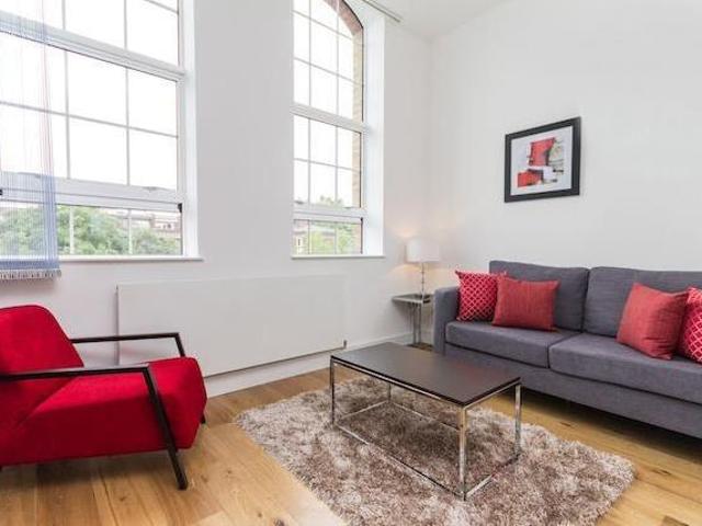 Apartment at Clapham Road, Greater London