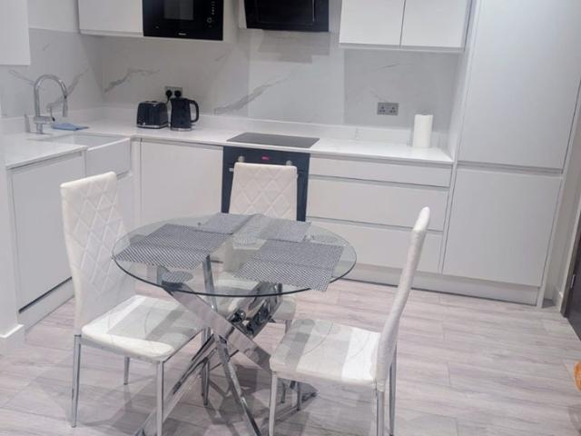 Apartment at Clapham Road, Greater London