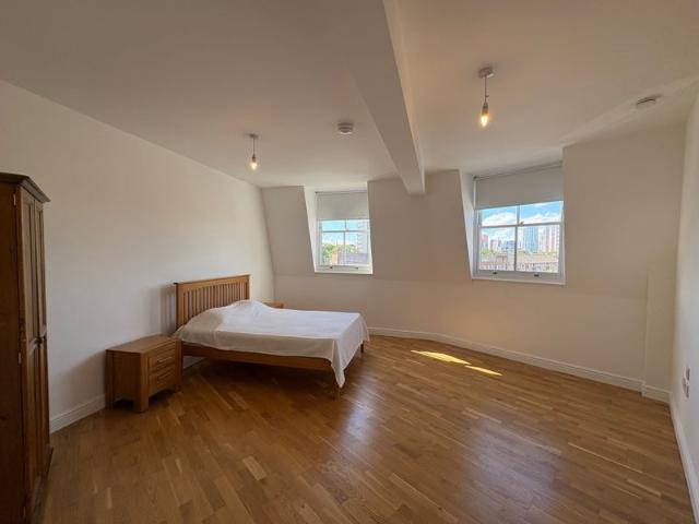 Apartment at Clapham Road, Greater London