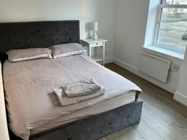 Apartment at Clapham Road, Greater London