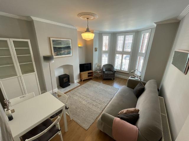 Apartment at Claremont Avenue, Manchester