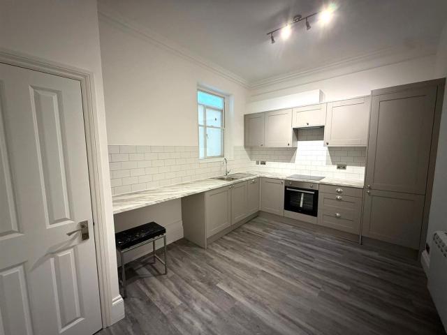 Apartment at Clarence Square, Brighton