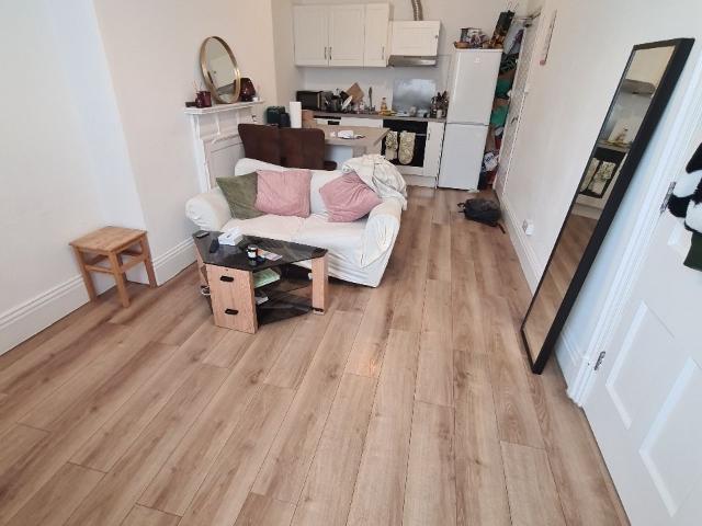 Apartment at Clarence Street, Gloucester