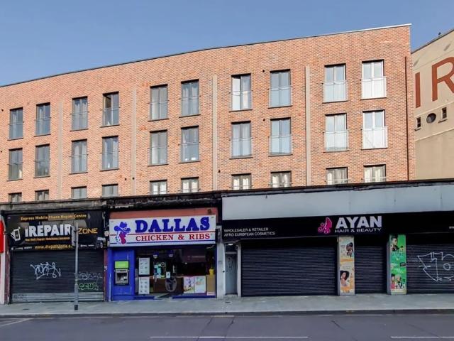 Apartment at Clarence Street, Greater London