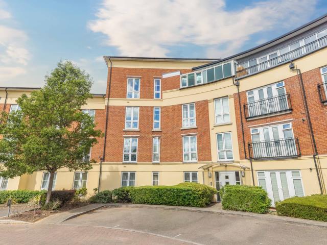 Apartment at Clarence Road, Windsor