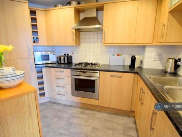 Apartment at Clarence Road, Windsor