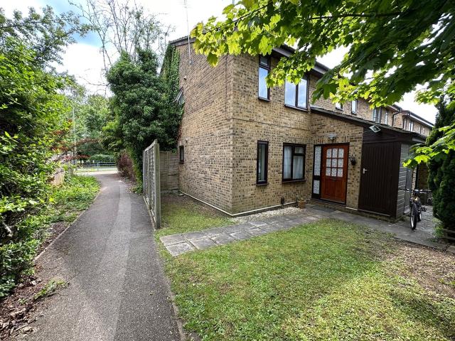 Apartment at Clarendon Close, Vale of White Horse