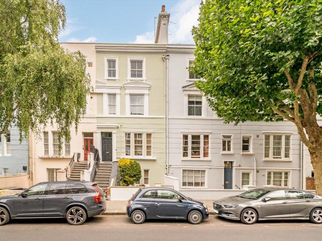Apartment at Clarendon Road, Greater London