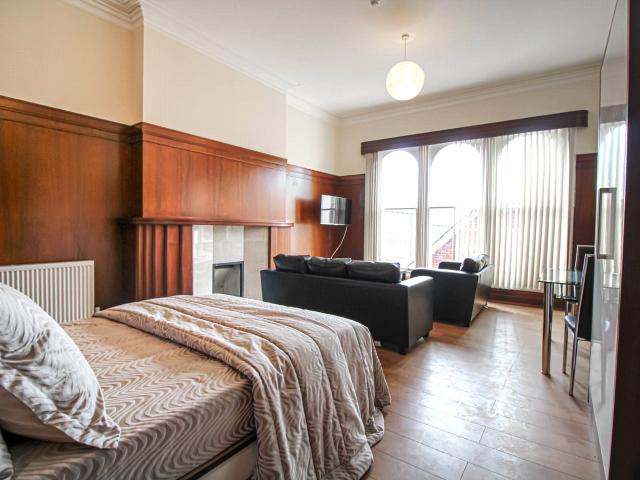 Apartment at Clarendon Road, Leeds