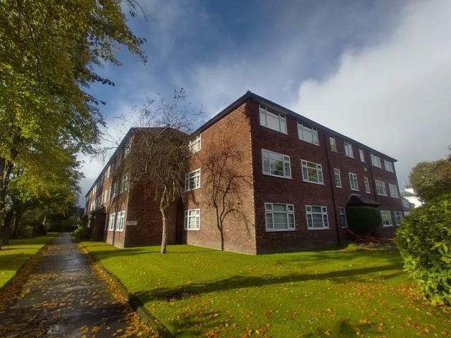 Apartment at Clarendon Road, Trafford