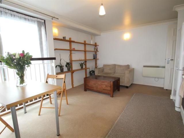 Apartment at Clark Street, Greater London