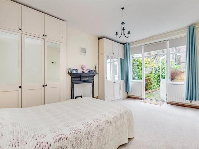Apartment at Clavering Avenue, Greater London