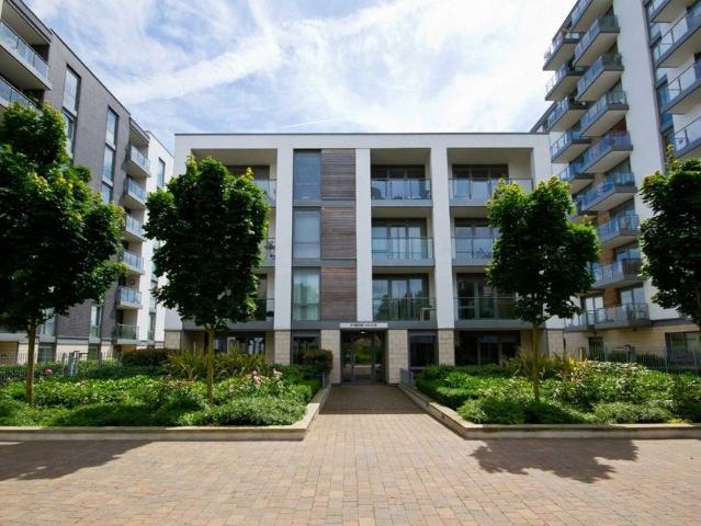 Apartment at Clayponds Lane, Greater London