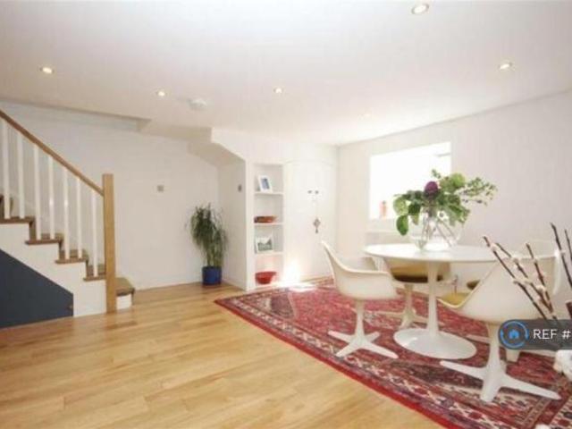 Apartment at Clementina Road, Greater London