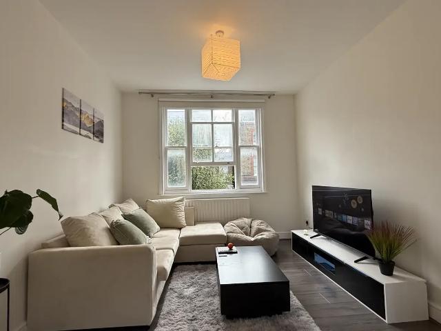 Apartment at Clephane Road, Greater London