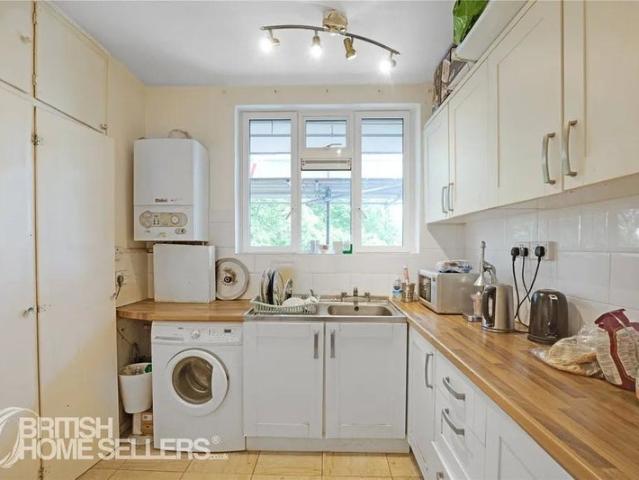 Apartment at Cleveland Gardens, City of Westminster