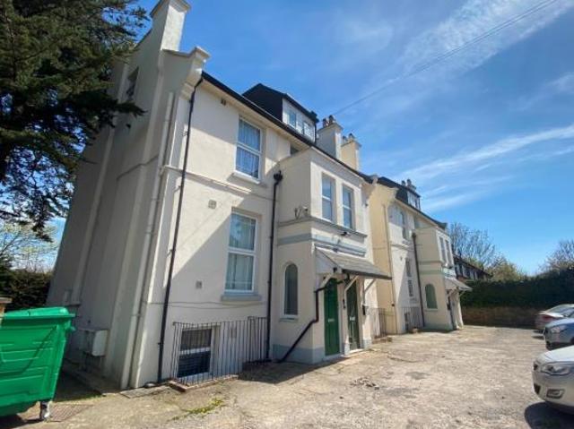 Apartment at Cleveland Road, Greater London