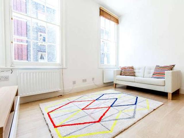 Apartment at Cleveland Street, Greater London