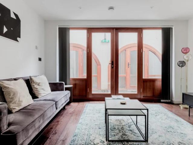 Apartment at Cleveland Street, Greater London