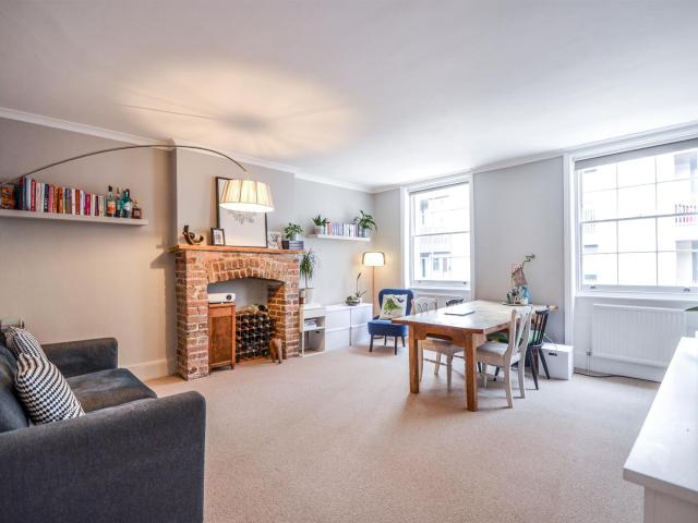 Apartment at Cleveland Street, Greater London