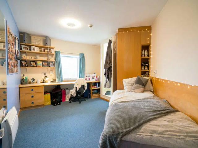 Apartment at Clevely Way, Nottingham