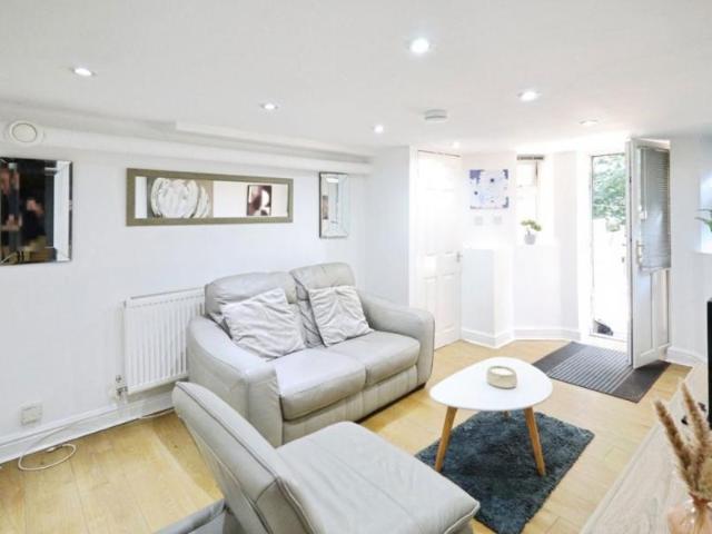Apartment at Cliffe View Road, Sheffield