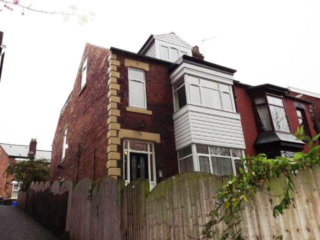 Apartment at Cliffefield Road, Sheffield