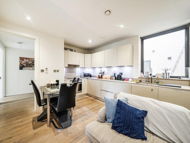 Apartment at Clifton Terrace, Greater London