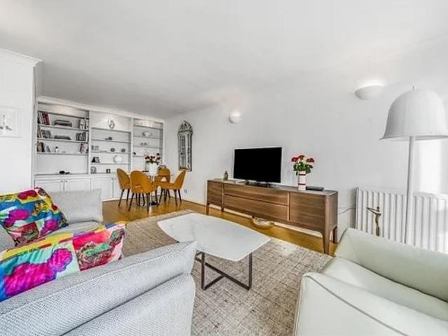 Apartment at Clifton Hill, City of Westminster