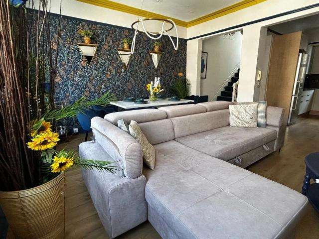 Apartment at Clifton Road, City of Westminster