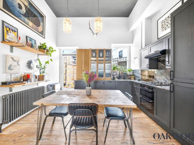 Apartment at Clissold Road, Greater London