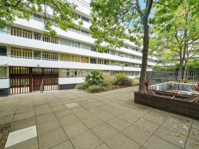 Apartment at Clipstone Street, City of Westminster