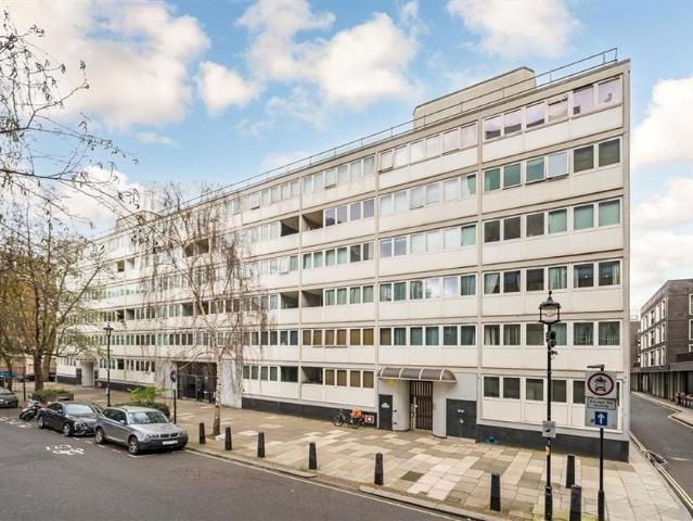 Apartment at Clipstone Street, City of Westminster