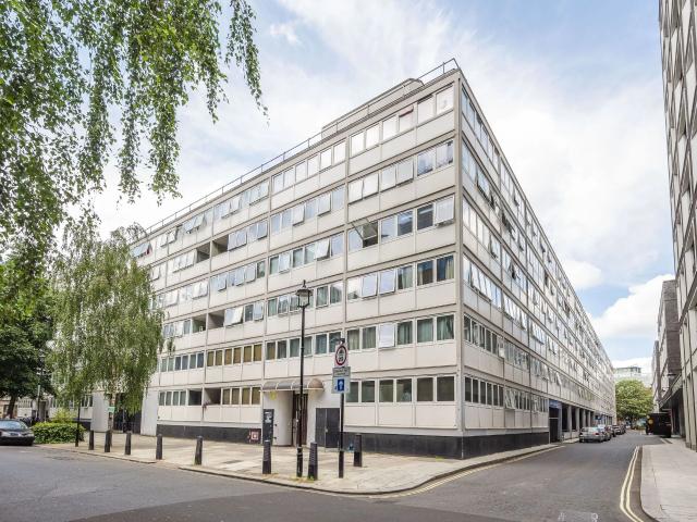 Apartment at Clipstone Street, City of Westminster
