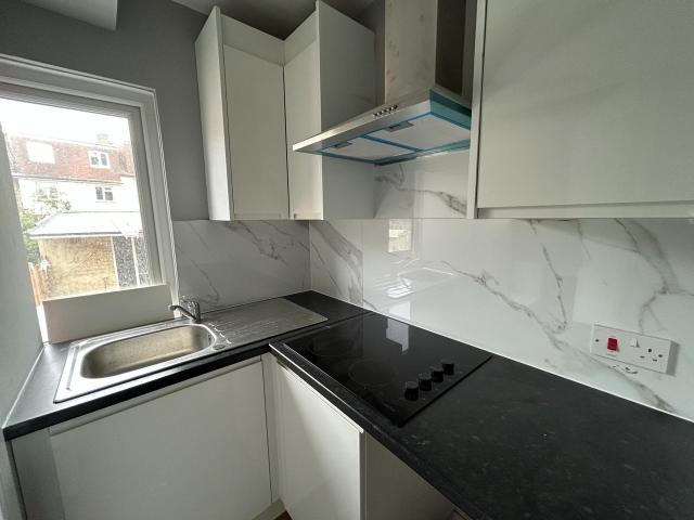Apartment at Clitterhouse Road, Greater London