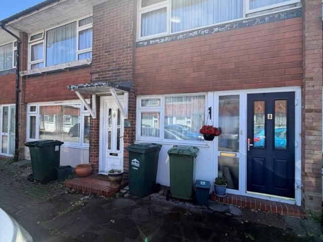 Apartment at Clivedon Place, Borough of Spelthorne