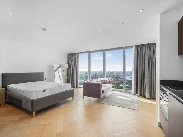 Apartment at Clove Crescent, Greater London