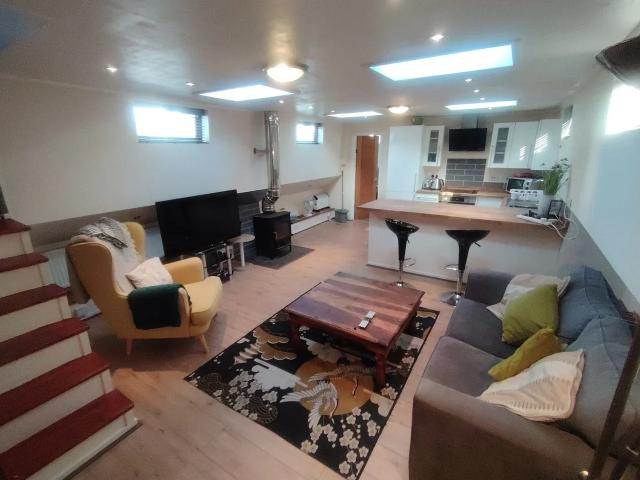 Apartment at Clove Hitch Quay, Greater London