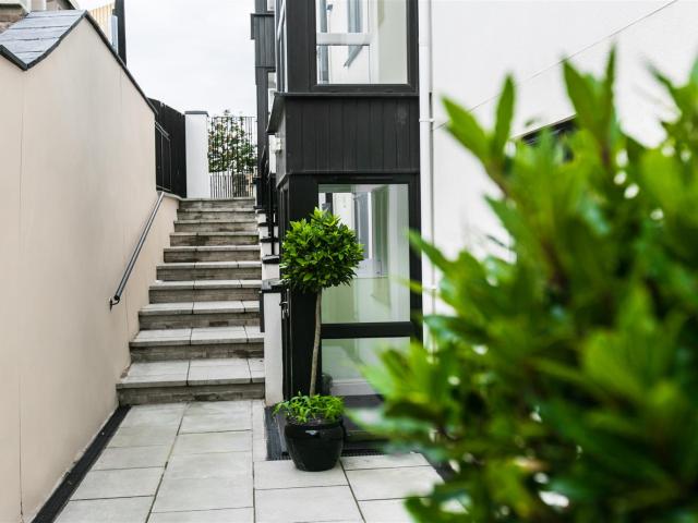 Apartment at Crwys Road, Cardiff
