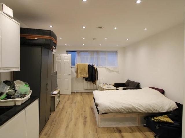 Apartment at Crystal Palace Road, Greater London