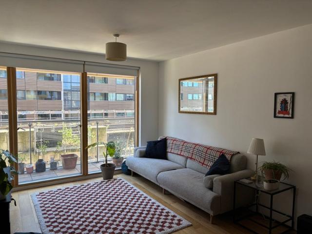 Apartment at Crampton Street, Greater London