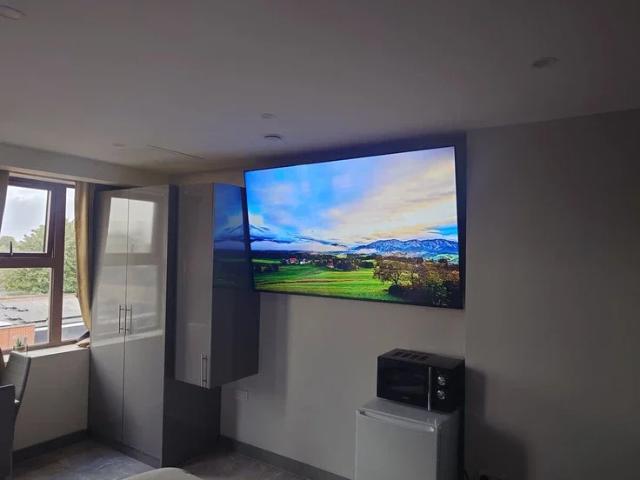 Apartment at Cranbrook Road, Greater London