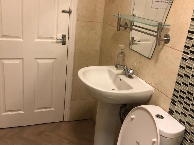 Apartment at Cranbrook Road, Greater London