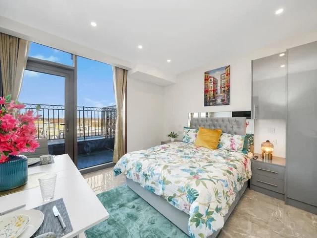 Apartment at Cranbrook Road, Greater London